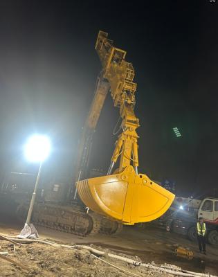 China Digging Foundation Pit Excavator Telescopic Arm Two Section For PC330 XCMG E380 for sale