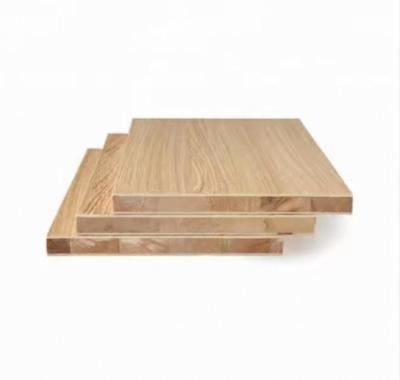 China 1220mm x 2440mm Commercial Solid Core Veneer Faced Blockboard 12-18mm Thickness for Kitchen Furniture for sale