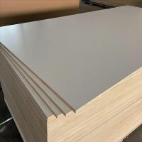 China 18mm 4x8 Melamine Laminated Plywood Panels - E0 Standard for Furniture & Marine Applications for sale