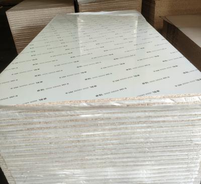 China 18mm High Gloss PET Particleboard Panel 1220x2440mm for Kitchen Cabinet Doors and Furniture for sale
