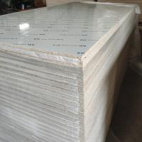 China 18mm PET OSB Laminated Flake Board 1220x2440mm Moisture Resistant Panel for Furniture and Cabinets for sale