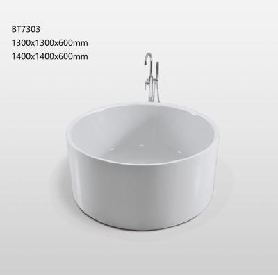 China Sanitary Ware Freestanding Acrylic Tub , Indoor Freestanding Bathtub for sale