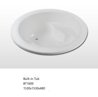 China Durable Using Circular Built-In Acrylic Bathtub Easier Cleaning White Color for sale