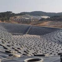 China 1mm 2mm HDPE Geomembranas for Landfill Dam Construction in Black White Blue or Green for sale
