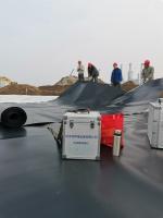 China 1mm 2mm HDPE Geomembranas for Landfill Dam Construction in Black White Blue or Green for sale