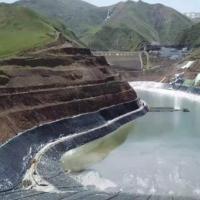 China Anti-Seepage HDPE Geomembrane Liner for Fish Shrimp Farm in Length of 50-200m per Roll for sale