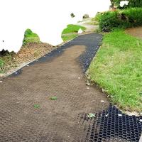 China CE/ISO9001/ISO14001 Certified Plastic Grass Paver Grid for Driveway and Parking Lot for sale