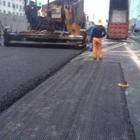 China Modern Design Geogrids PE Biaxial Mesh Fiberglass for Driveway Stabilization Solution for sale