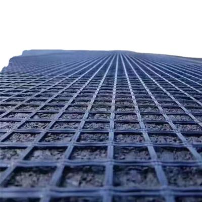 China Cement Pavement Reconstruction High Temperature Rutting Resistance Fiberglass Geogrid for sale