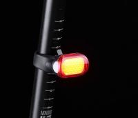 China 48MM*28MM*18MM Bicycle Rear Light 400mAh Battery 2-3 Hours Charging Time for sale