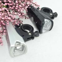 China 8.9x4.0x3.8cm Road Bike Front Light , Flashing Powerful Bike Lights for sale