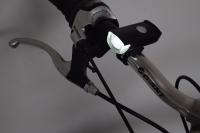 China Blinky Bright Bicycle Front Headlights 0.87-1.26 Inch Warning Function for sale