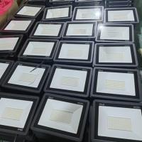 China Waterproof 10W/20W/30W/50W/100W/150W/200W/300W/400W LED Projector for Sports Stadium for sale