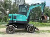 China 4-Ton Mini Excavator Used Crawler Excavator with 60L Fuel Tank  75L Hydraulic Reservoir for sale