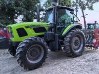 China Boost Your Farming Operations with the Zoomlion RK704-A Farm Tractor Practical and Functional Design for sale