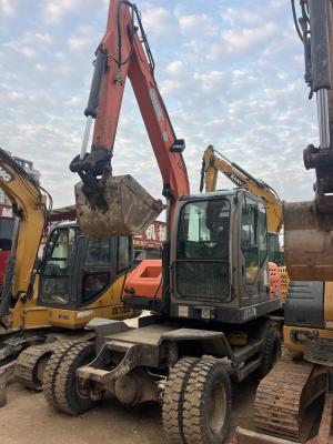 China Used Mini Excavator Suitable for Excavation Landscaping and Utility Installation Tasks in Demanding Urban Environments for sale