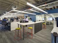 China Modular Design Steel Framed Office Buildings Earthquake Resistance Open Plan for sale