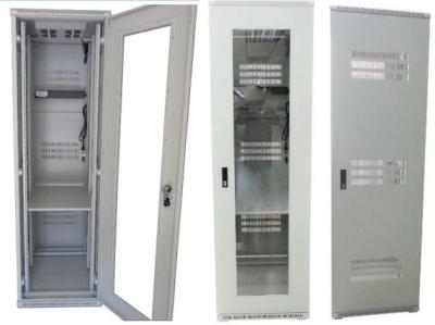 China Armoire de rue Fibre optique 19'' racks type Indoor For Data Center for sale
