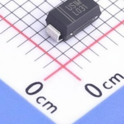 China Lead Free Halogen Free BLUE ROCKET US1M Ultrafast Recovery Rectifier for Surface Mount Applications for sale