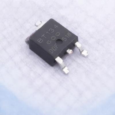 China Glass Passivated TRIAC DDF BT134-600-TO-252 with Non Repetitive Peak On State Current of 25 Amps for sale
