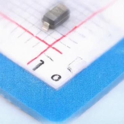 China Medium Current Zener Diode JSCJ BZT52C13 with 500mW Power Dissipation and Planar Die Construction for sale