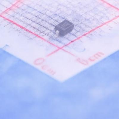 China Zener Diode JSCJ BZT52C5V1HS with Maximum Reverse Current and Thermal Resistance Specifications for sale