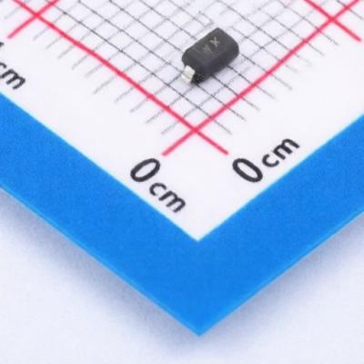 China Medium Current Zener Diode JSCJ BZT52C2V4 with Wide Voltage Range and Green Molding Compound Device for sale