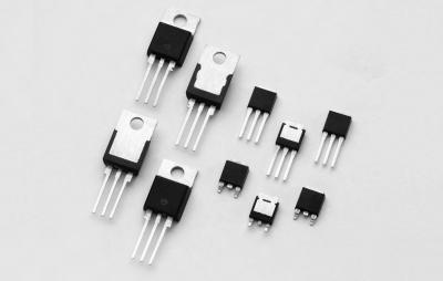 China 6 Amp Sensitive and Standard Thyristors Featuring Littelfuse S4006LTP for Phase Control Applications for sale