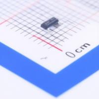 China NPN Silicon Surface Mount Transistor with Monolithic Bias Resistor Network LMUN2232LT1G SOT23 Package for sale