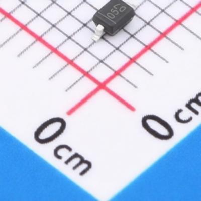 China Silicon Planar Zener Diodes Shikues MM3Z3V3 with 3.1 to 3.5 Volt Zener Voltage and Electronic Component for sale