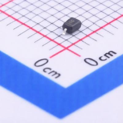 China Silicon Planar Zener Diode Shikues MM3Z7V5 with 5 Percent Tolerance and 300 Milliwatt Power Dissipation for sale