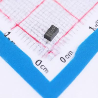 China Surface Mount Silicon Planar Zener Diodes Shikues MM1W15 with Wide Voltage Range and Compact Package for sale