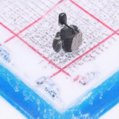 China Surface Mount Silicon Zener Diode Shikues 1SMA4749AG with Stable Voltage Regulation and Compact Size for sale