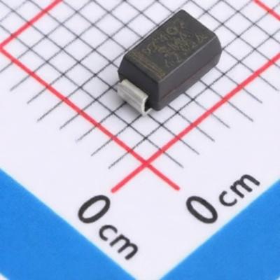 China Surface mount Zener diode SMA4735AQ with glass passivated chip junction and AEC Q101 qualification for sale