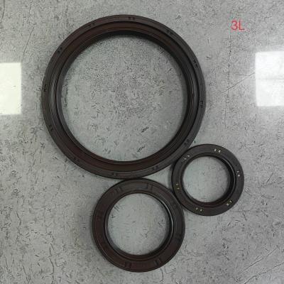 China 90311-42026 & 90311-42031 Crankshaft Oil Seal Set For Toyota 3L Diesel Engine for sale