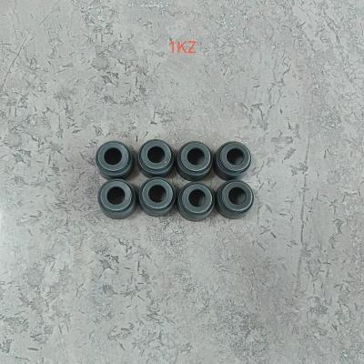 China 90913-02053 8PCS Valve Stem Oil Seals For Toyota 1KZ 1KZ-TE Diesel Engine for sale