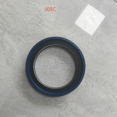 China Crankshaft Rear Main Oil Seal Hino J05C Diesel Engine OEM SZ311-01045 for sale