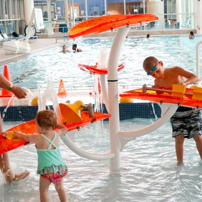 China Custom Water Park Splash Pad Accessories 1m Wide Body Slide CE ISO9001 for sale