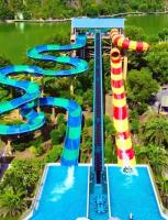 China Large Scale  Ultimate High-capacity Thrill Ride For Water Parks 4 Person Raft Ride Commercial Water Slide for sale