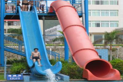 China The Cannon Water Slide 18.4m Length Body Sliding 5m Platform Barrel  Enclosed Tube Slide FRP Water Supply System for sale