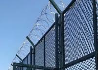 China Hot Dipped Galvanized Security Barbed Wire BTO22 450mm X 10 Kg Per Roll for sale