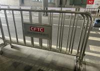 China Stainless Steel Bridge Feet Crowd Control Barriers For Canton Fair 1.1*2.1m for sale