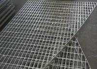 China Serrated Steel Grating Municipal Sewage Channel Grate 30x5mm Painted Anti Slip Cover for sale