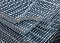 China Galvanized Steel Grating Photovoltaic Roof Walkway 30x100mm Q235 Solar Panel Catwalk for sale