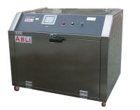 China UV Weather Resistance Test Chamber Sun Light Simulation for Nonmetallic Materials 290L for sale
