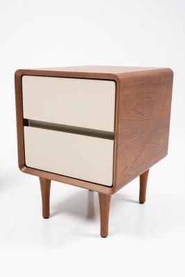 China Modern Wooden Bedside Table Set with Custom Finish 2 Drawer Nightstand for Hotel Bedroom for sale
