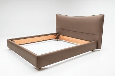 China Luxury Upholstered Platform Bed Frame Queen Size Modern Bedroom Furniture for sale