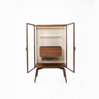 China Custom Solid Wood Display Cabinet With LED Light, Mid-Century Glass Door Storage Cabinet For Living Room & Wine Display for sale