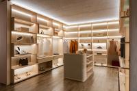 China Custom Luxury Walk-In Closet System, Modern Built-In Wardrobe with LED Lighting, Central Island and Full Storage Layout for Bedroom Interiors for sale