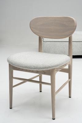 China Modern Light Wood Dining Chair with Boucle Upholstered Seat, Solid Wood Frame Side Chair for Dining Room & Bedroom for sale